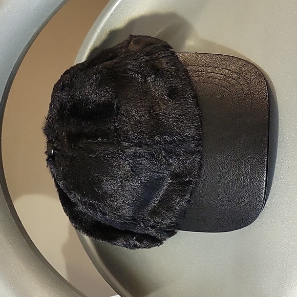 INC International Concepts | Accessories | Nwt Inc Faux Fur Baseball ...